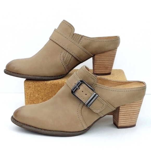 Vionic | Shoes | Vionic Cheyenne Buckle Stackedheel Mule Bootie Clog ...